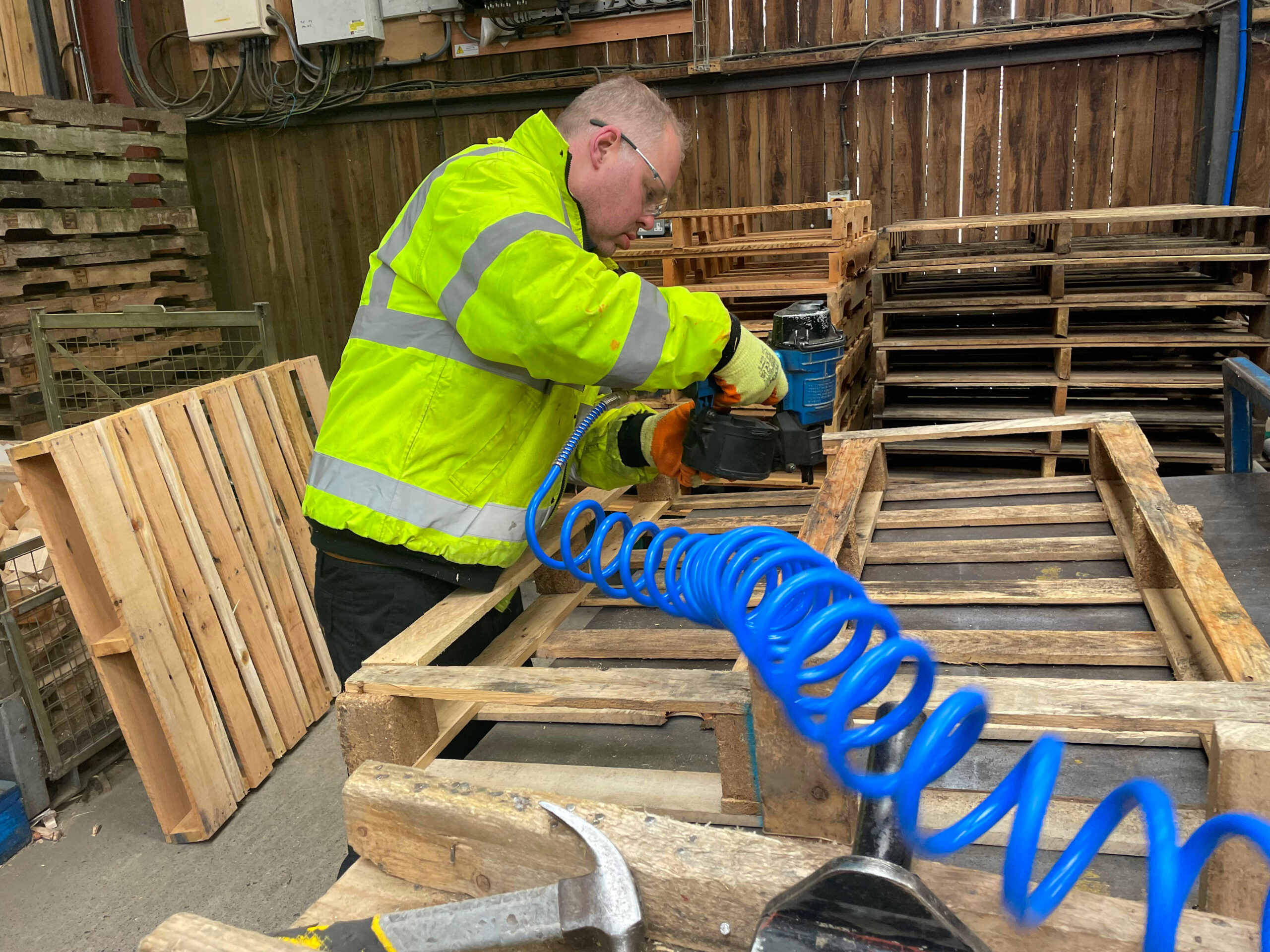 Can you help with Pallet repair? - Somerlap Pallets